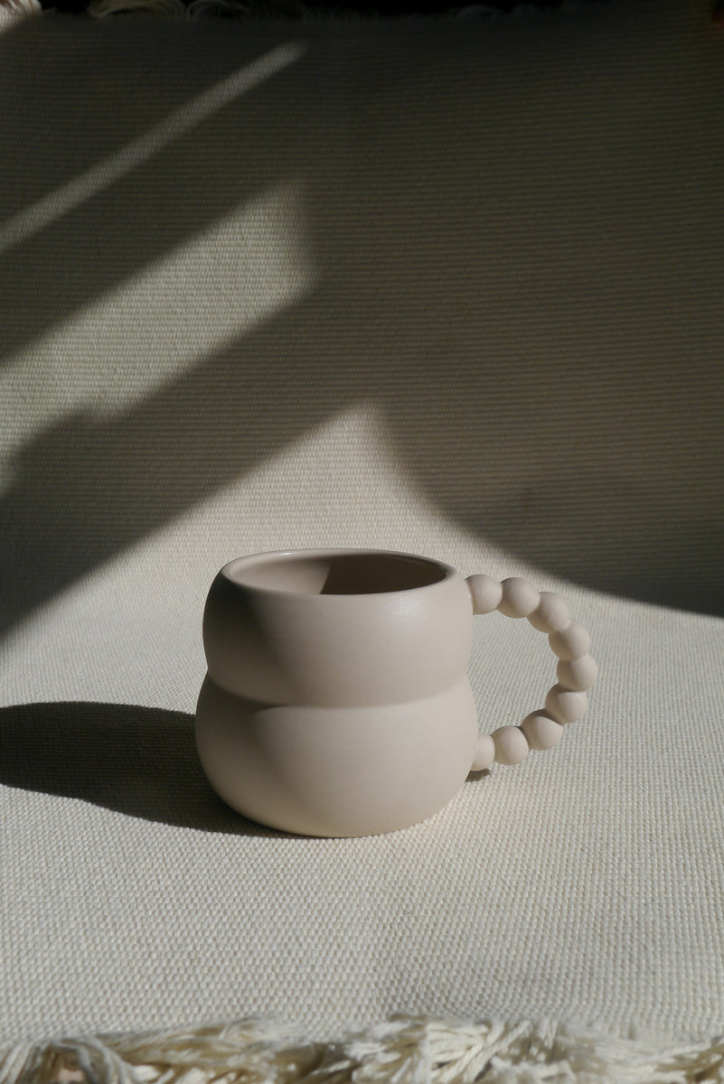 Pearl Chain Mug – Kiani Tea